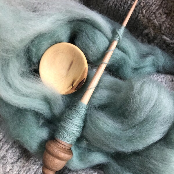 Spindle Stand: Beechwood, Oak, Acacia, Pear, and Natural Pink Wood for ...