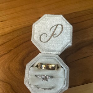 Circle Velvet Ring Box Custom Wedding Ring Box Engagement - Etsy