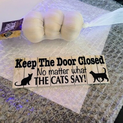 Warning Beware of Magpies Swooping Sign - Etsy