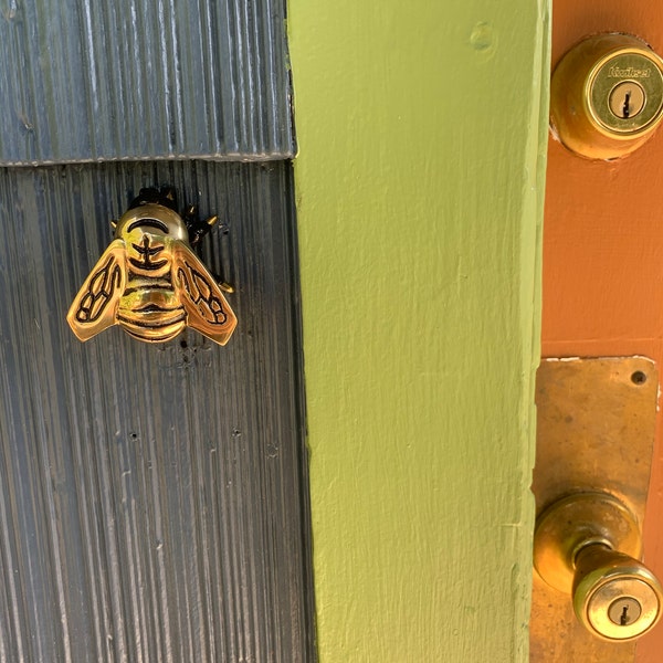 Bumblebee Doorbell Ringer - Etsy