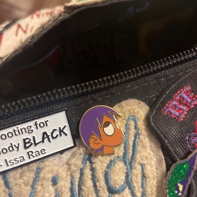 Random Lot of 10 Rock Band Pin Brooches Badges Music Punk Roll Heavy ...