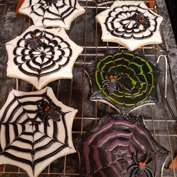 Royal Icing Sparkling Spiders (12) - Etsy