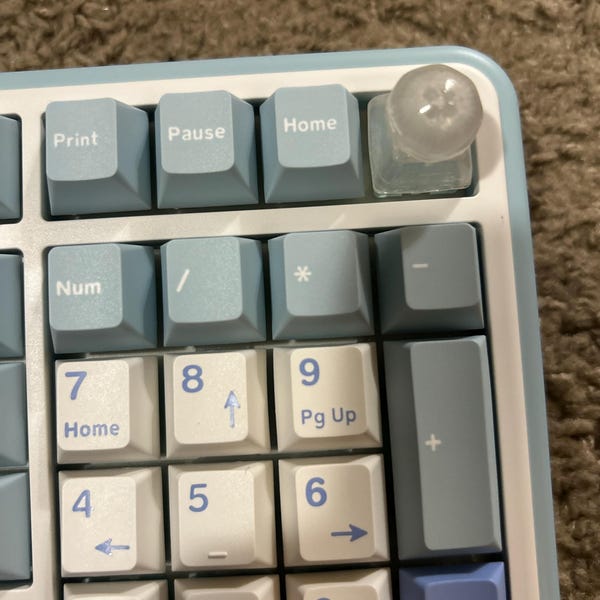 Y2K Inflatable Chair Keycap - 3D Printed Resin Artisan Cherry MX XDA ...