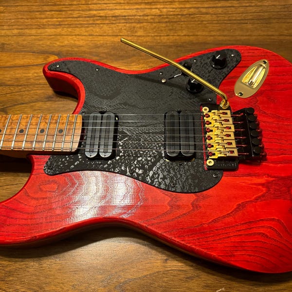 Custom White Psychedelic Textured Pickguard - Fits Fender Telecaster ...
