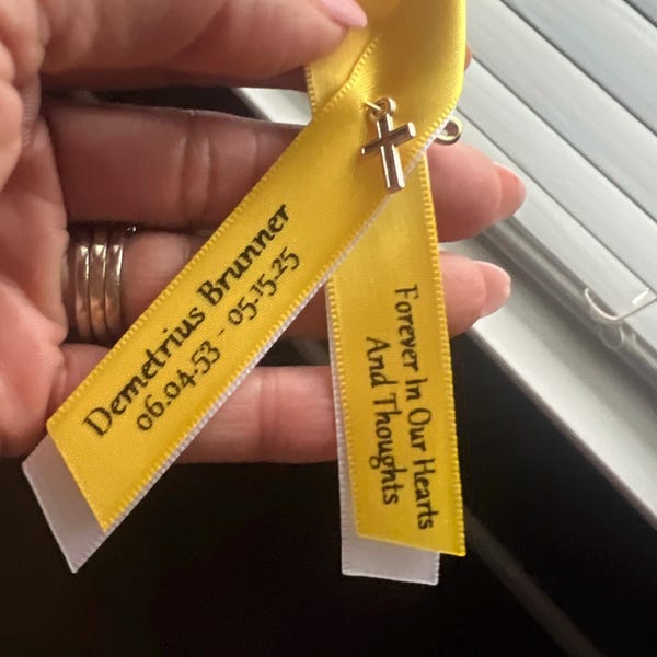 Custom Remembrance Ribbons Pinned and Ready to Wear , Lapel Ribbons ...
