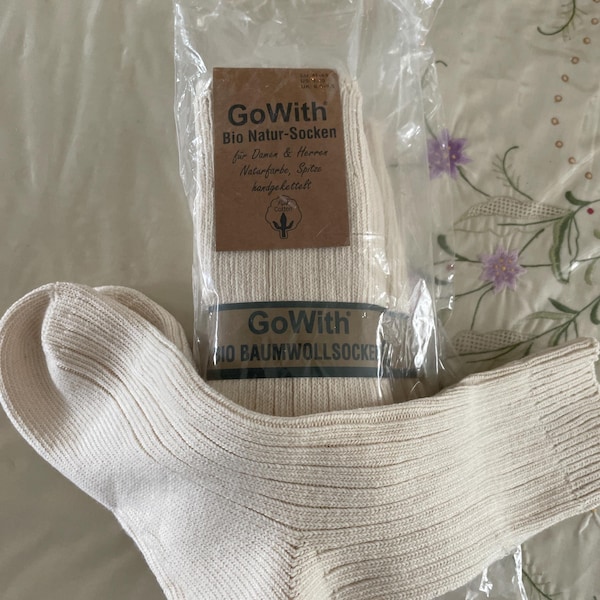 Gowith Unisex Natural 97% Cotton Socks for Women and Men | Breathable ...