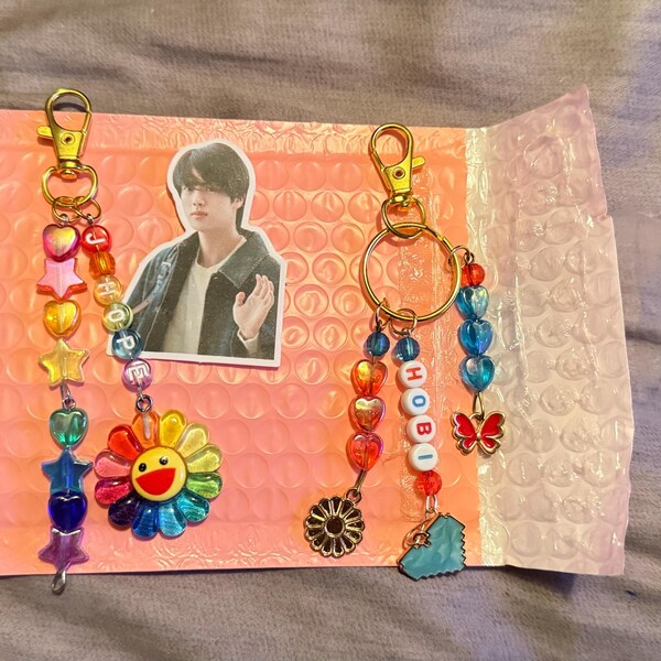 Set of 4 Army Bomb Keychains, BTS Keychain, Kpop Lightstick Keychain - Etsy