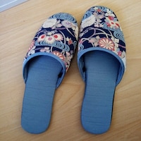 Elegant Kimono Slippers in a Bag, Japanese Kimono Travel Slippers, Trip ...