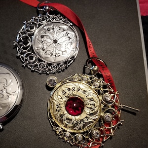 Bayonetta Cosplay Umbran Watch | Etsy