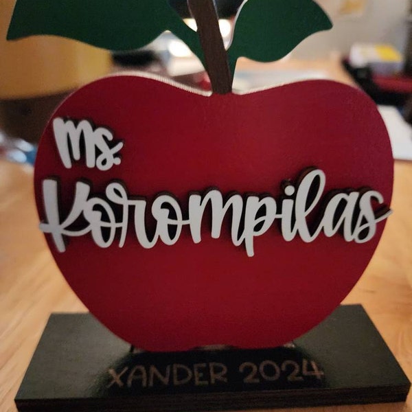 Personalized Apple Name Plate, Teacher Name Plate, Back to School ...
