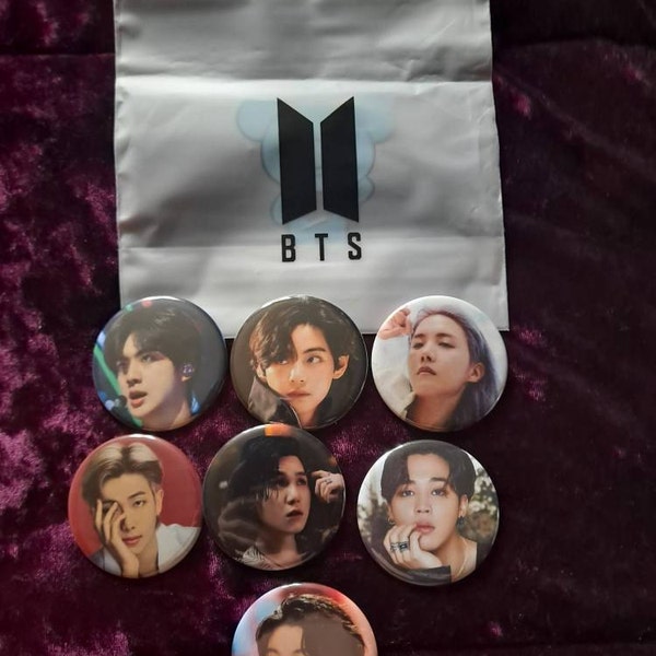 Great CONCERT Buttons to Use If You're Going to BTS Concerts Support ...