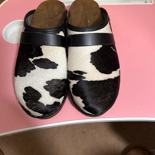 Original Swedish Clogs, Black Fat Leather With Carved 3 Dimensional ...