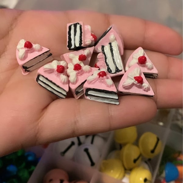 Blue Diamond Chocolate Almond Milk Mini Brand Keychain|food Keychain ...