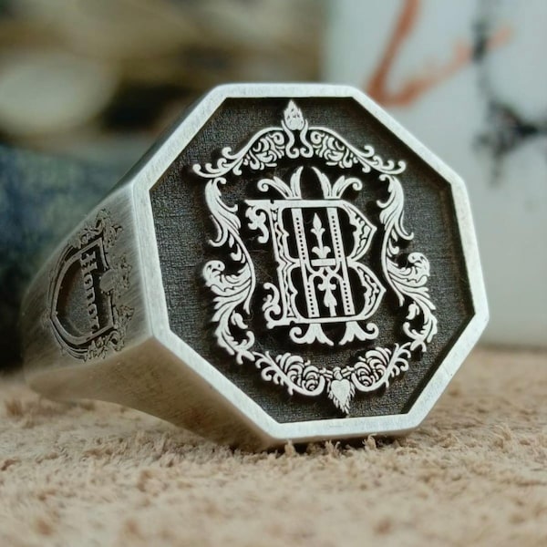 United Kingdom Coat of Arms and the British Royal Crown Coat of Arms ...