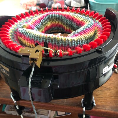 Addi Knitting Machine Express Kingsize With 46 Needles 890-2 Accessory ...