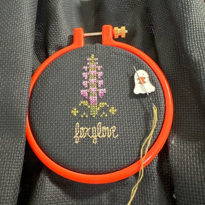 Pumpkin Ghost Needle Minder Cute White Halloween Spooky Magnetic Needle ...