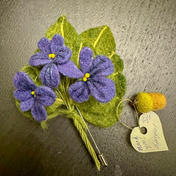 Felted Violet Brooch: Needle Felted Wool Flower Jewelry - Etsy