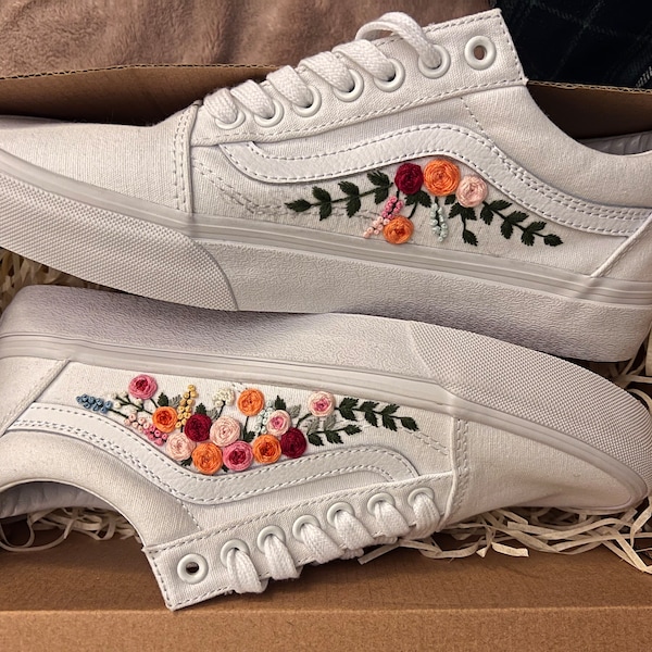 Custom Wedding Vans, Wedding Flowers Embroidered Shoes, Bridal Flowers ...