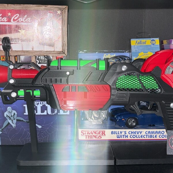 UFO Alien Abduction Silver LED Desk Lamp, Nightlight or Alien Decor ...