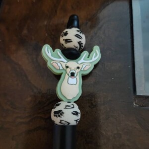 Orange Buck Focal Beads and Camouflage 15mm Silicone Bead Mix ...