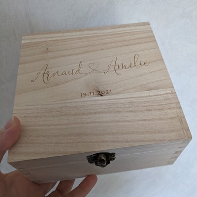 Engraved Heart Couple Keepsake Box, Personalised Wooden Wedding Memory ...