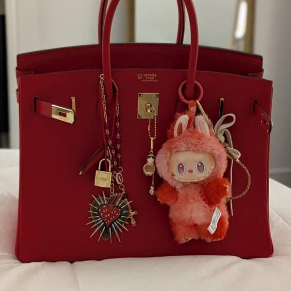 Spiderweb Convertible Clasp Handbag in Black - Spooky Halloween Fashion ...