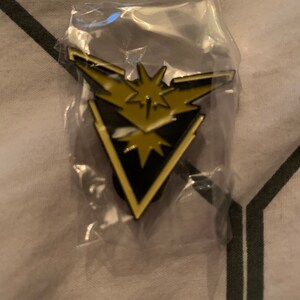 Pokemon Go Pin Team Instinct Lapel Pin Hat Pin Bag Pin - Etsy