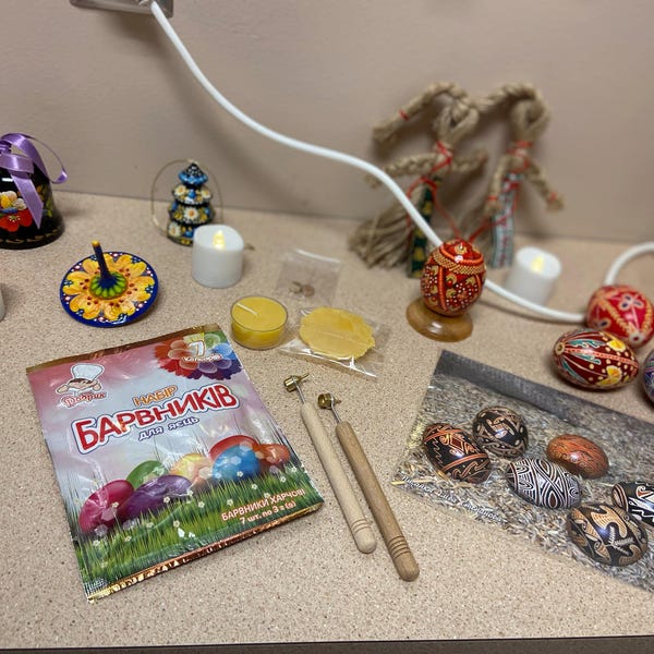 Ukrainian Easter Egg Decorating Kit, Beeswax, Dyes - Etsy