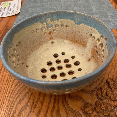Handmade Stoneware Berry Bowl/colander/strainer - Etsy