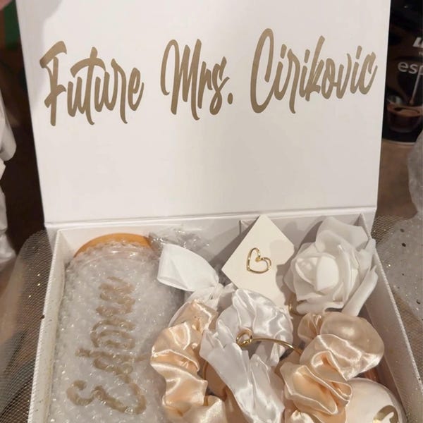 Bridal Gift Box, Bride to Be Gift Box, Personalized Bridal Gift Box ...