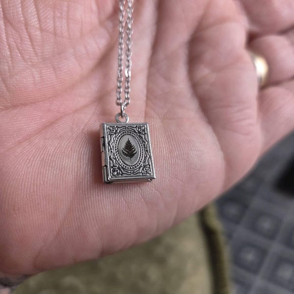 Sterling Silver Art Deco Locket, Personalised Round Photo Locket, 1920s ...