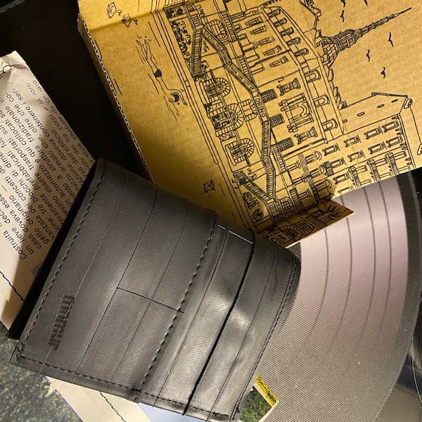 Inner Tube Coin Pouch for Men. Zipper Coin Purse Water Resistant ...