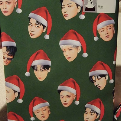 Stray Kids Christmas Wrapping Paper Stray Kidsxmas Gift Wrap Limited ...