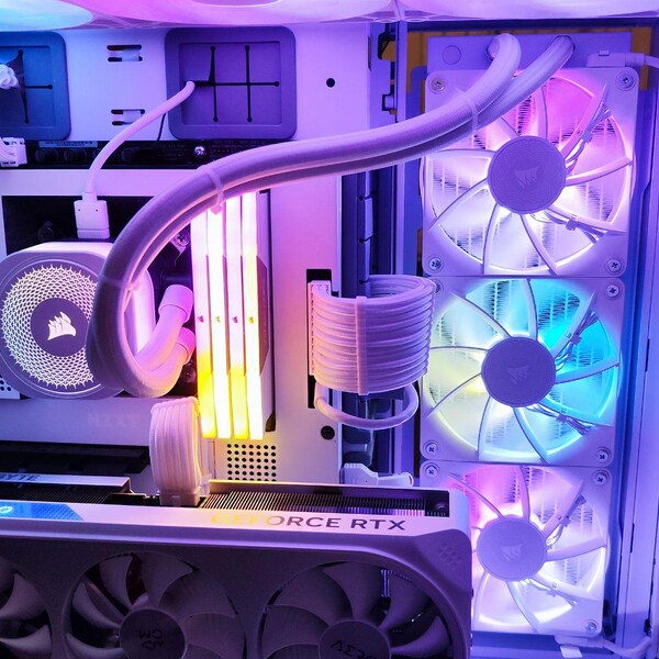 Custmoized Silver Mirrored RGB Gpu Backplate Pc Case Panel Argb Edge ...