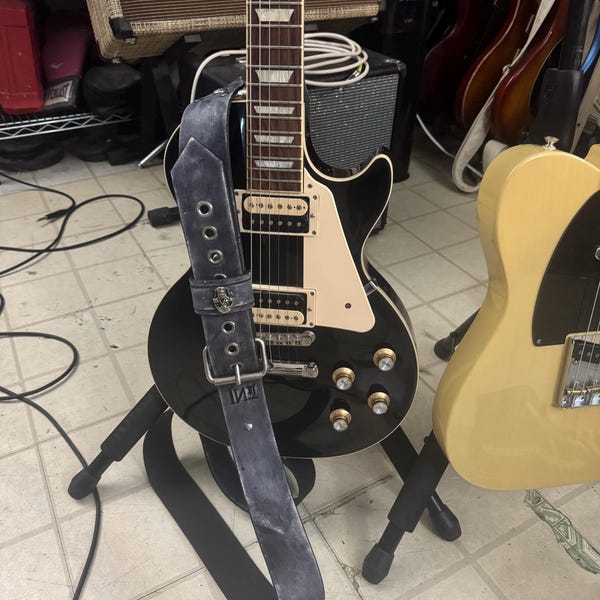 Aged Leather Belt Studded. Skull Loop Design. 2 Inches Wide. BLACK - Etsy