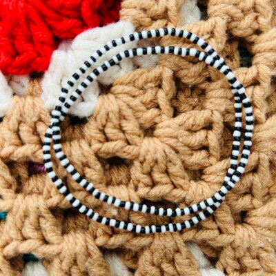 Single Strand Confetti Seed Bead Bracelet, Friendship Bracelet ...