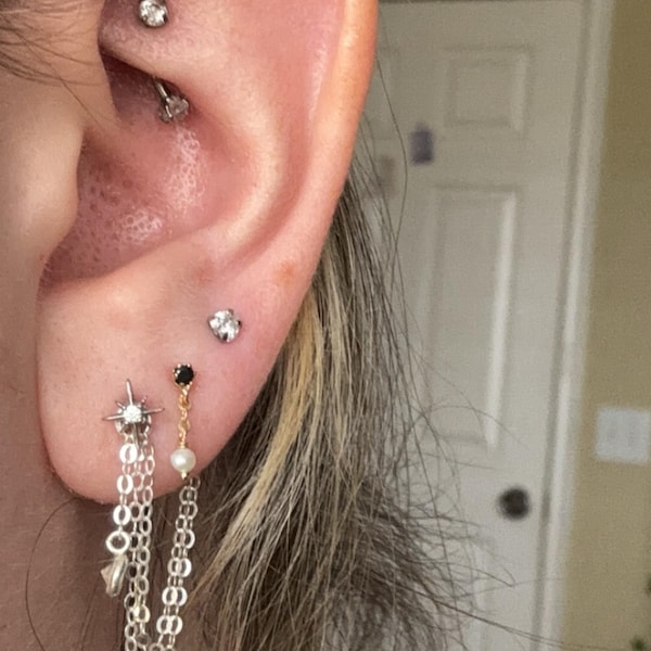 Hidden Helix Chain Sun, Hidden Helix Chain, Helix Piercing Chain Gold ...