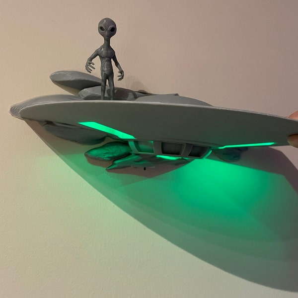 UFO Alien Crash Wall Art Area51 Roswell Bigfoot - Etsy