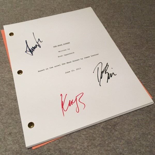 Maze Runner Movie Screenplay Script Autographed Dylan O'brien, Kaya ...