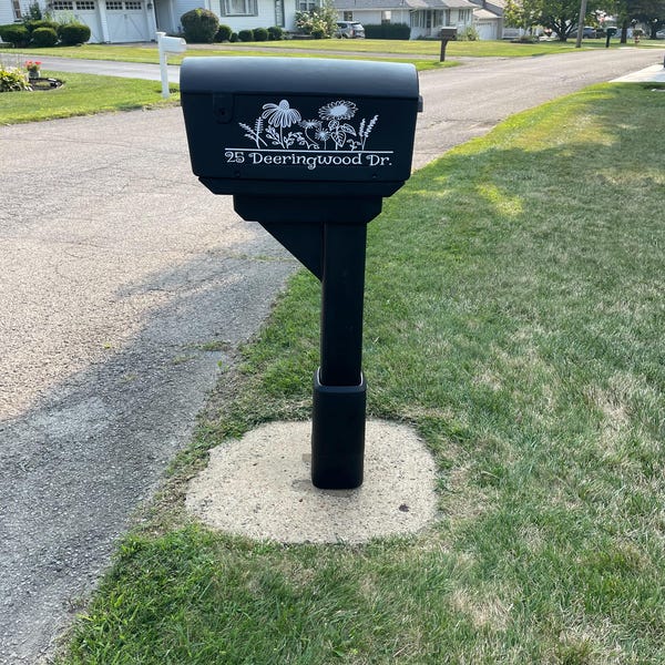 Shoes Here Please Sign With Arrows Pointing to Shoe Bin Rack in Entry ...