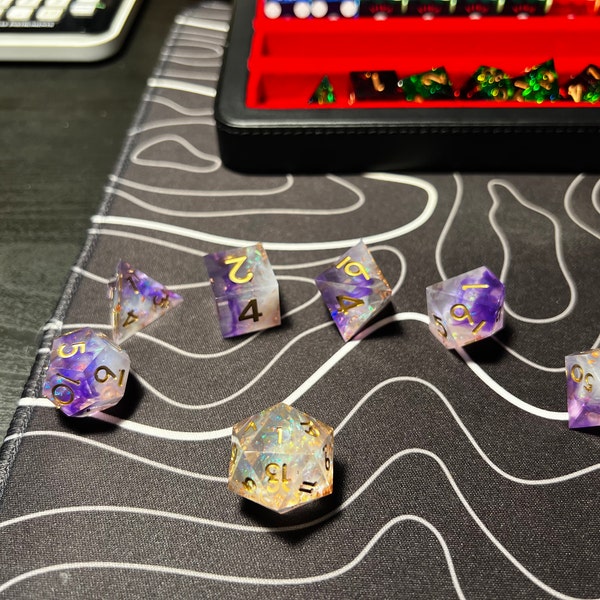 Green Lightning DND D20 Dice, Resin Sharp Edge Dice Set, D&D Dice Set ...