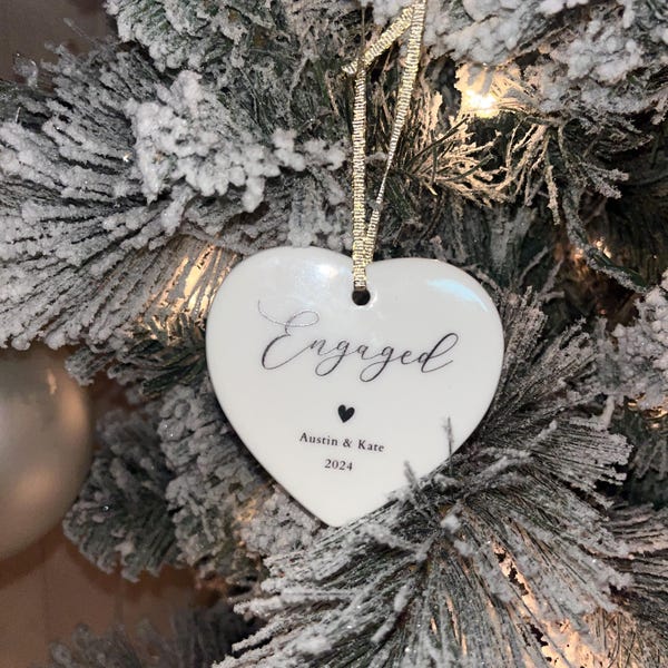 Personalized Christmas Tree Family of Four Ornament, Family Names ...