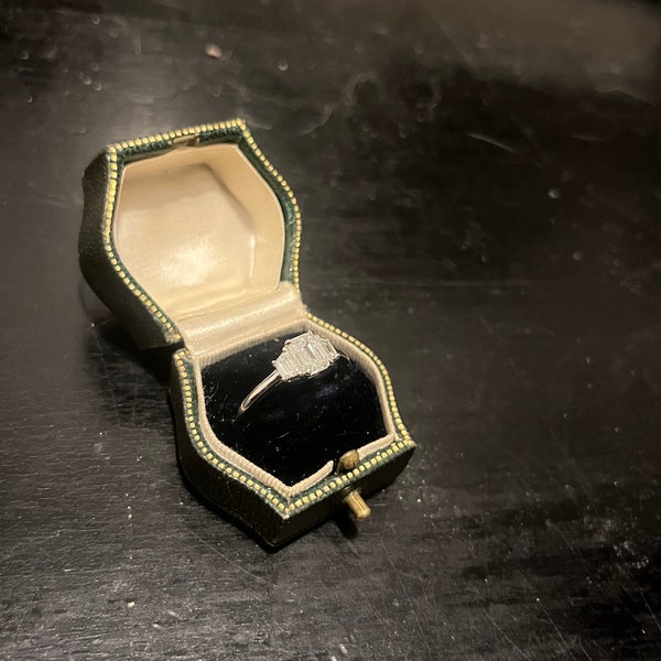 Small Victorian Style Ring Box. Vintage Style Jewellery Box. Heart ...