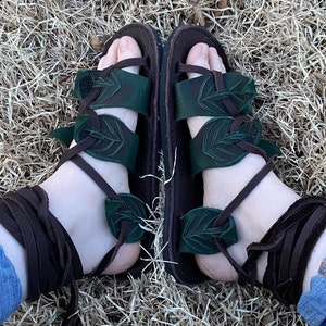 Leaf Sandals / Handmade Leather Lace up Sandals Unisex Gladiator Forest ...