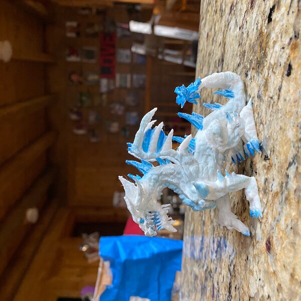 Blackdevil Angleroids, Mini Deep Sea Anglerfish Figurine, Glow in the ...