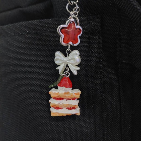 Cute Wing Keychain - Etsy