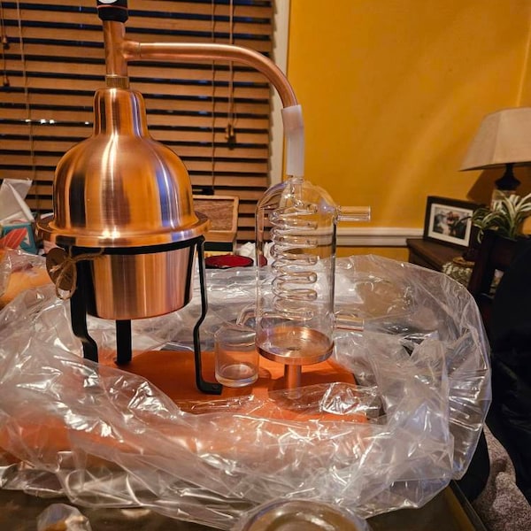 Alembic Distiller for Essential Oils & Hydrolate in Copper With Glass ...