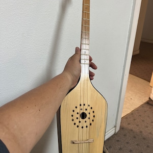 Fanduri and Salamuri .2 Instruments for the Price of One Panduri and ...