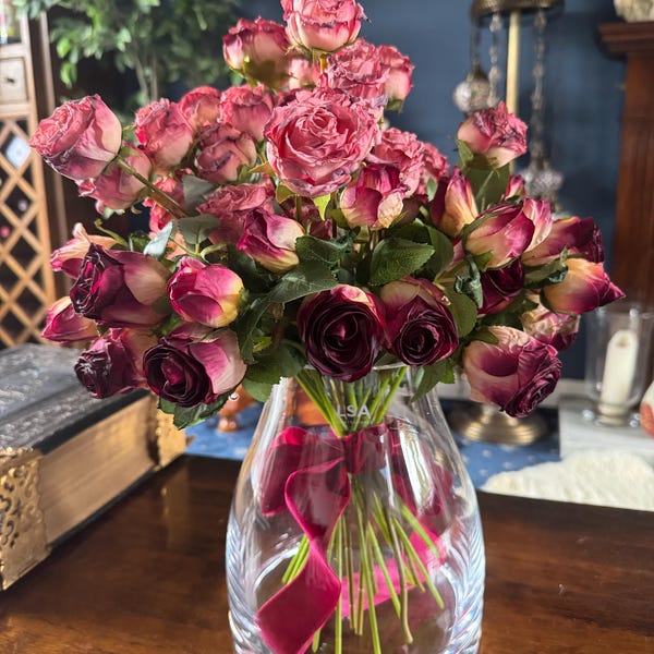 8 X Tea Roses, Small Silk Bouquet, Mixed Open Roses and Rose Buds ...