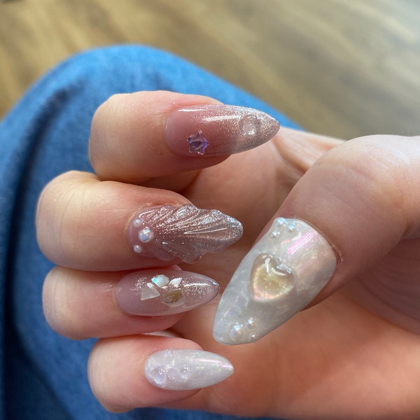 Hand-painted Free-style Seashell 3D Summer Almond Press on Nails ...